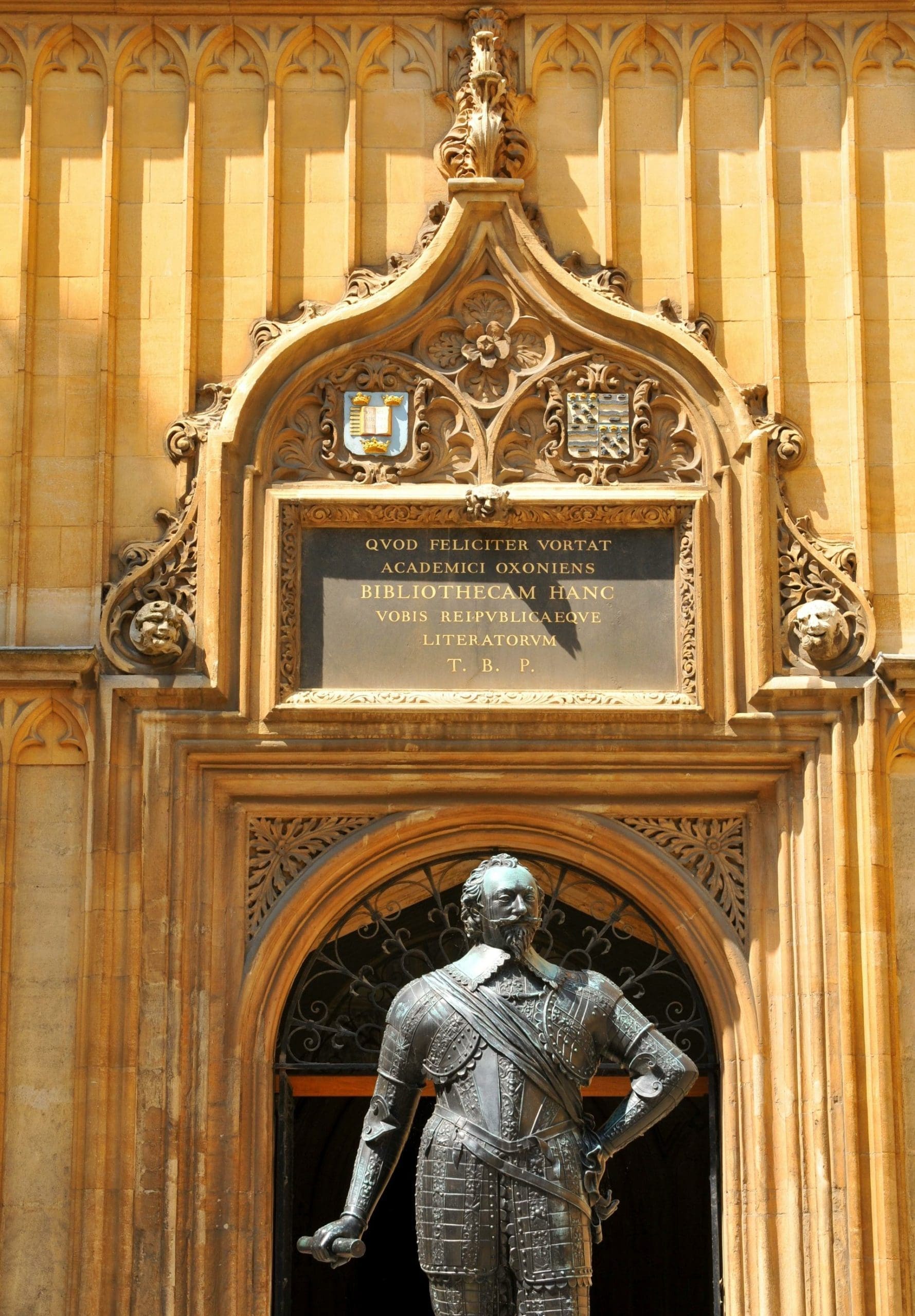 The Curious Traditions ofOxford & Cambridge University – Luxury London