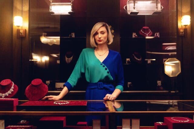 The astounding true story of jewel thief Joan Hannington