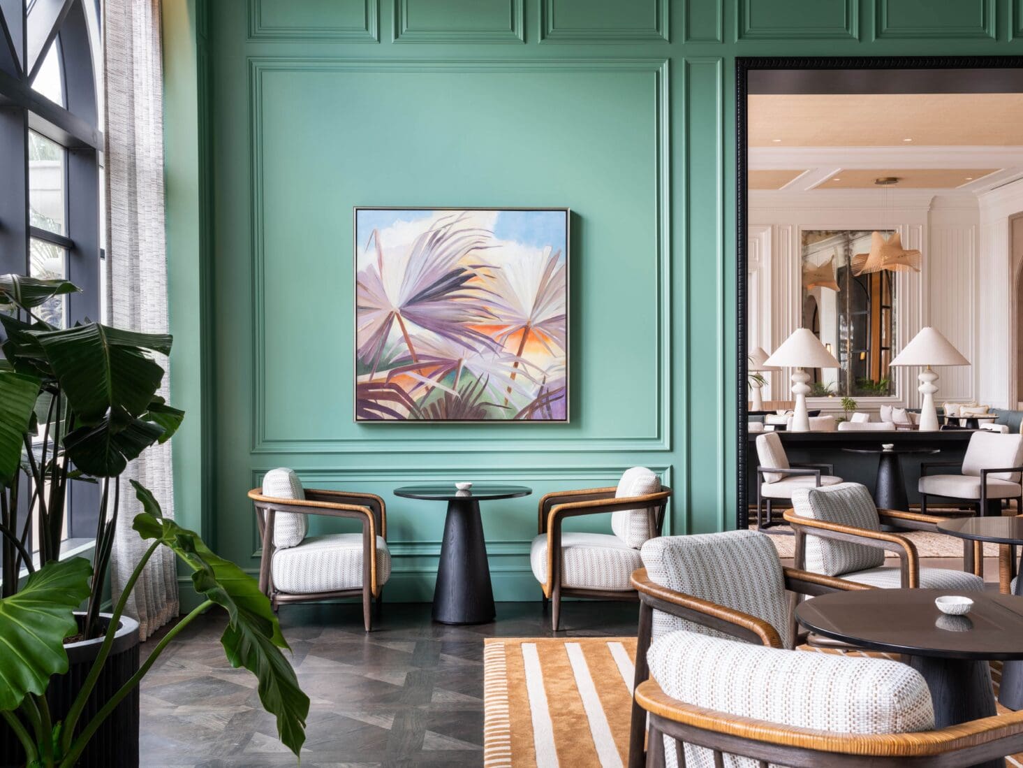 2025 interior design trends: Texture, art and historical touches