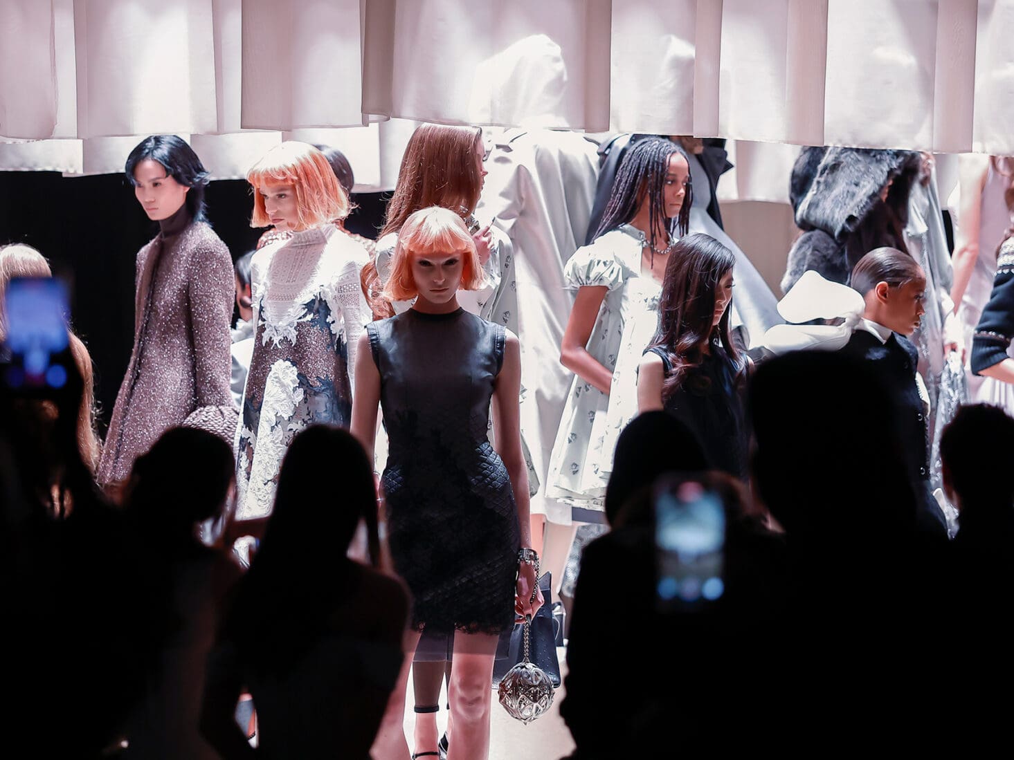 McQueen to return to London Fashion Week in September